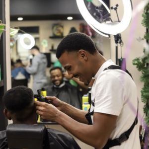 Kapsalon moundo | Kapper | Knipklok